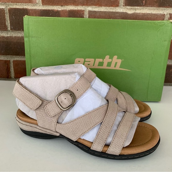 Earth | Shoes | Earth Aster Beige Leather Strappy Sport Low Heel ...